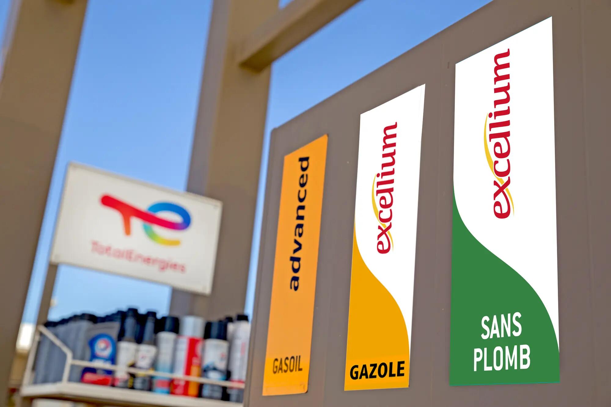 Service station network | TotalEnergies UK