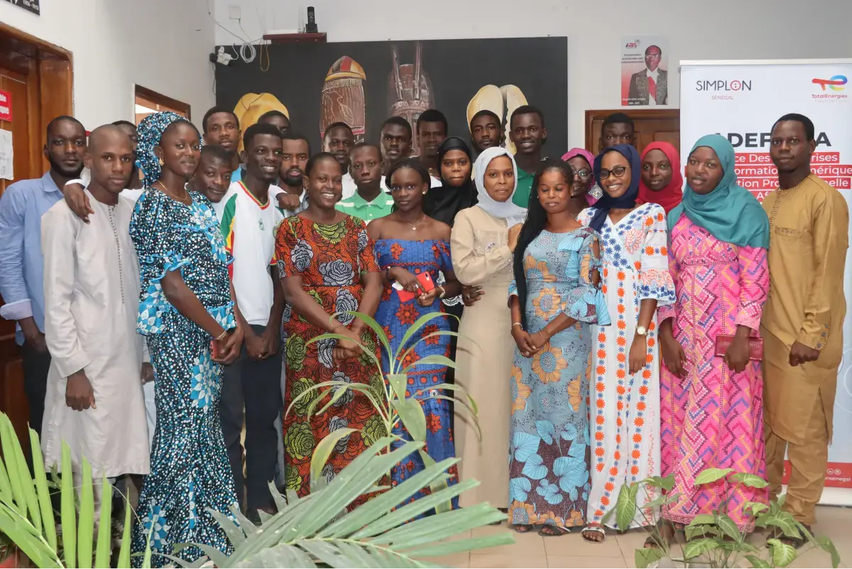Simplon.co provides training in digital professions for young people in Senegal | TotalEnergies ...