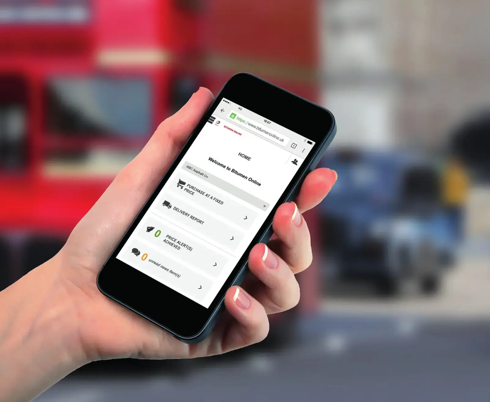 Bitumen products and services | TotalEnergies UK